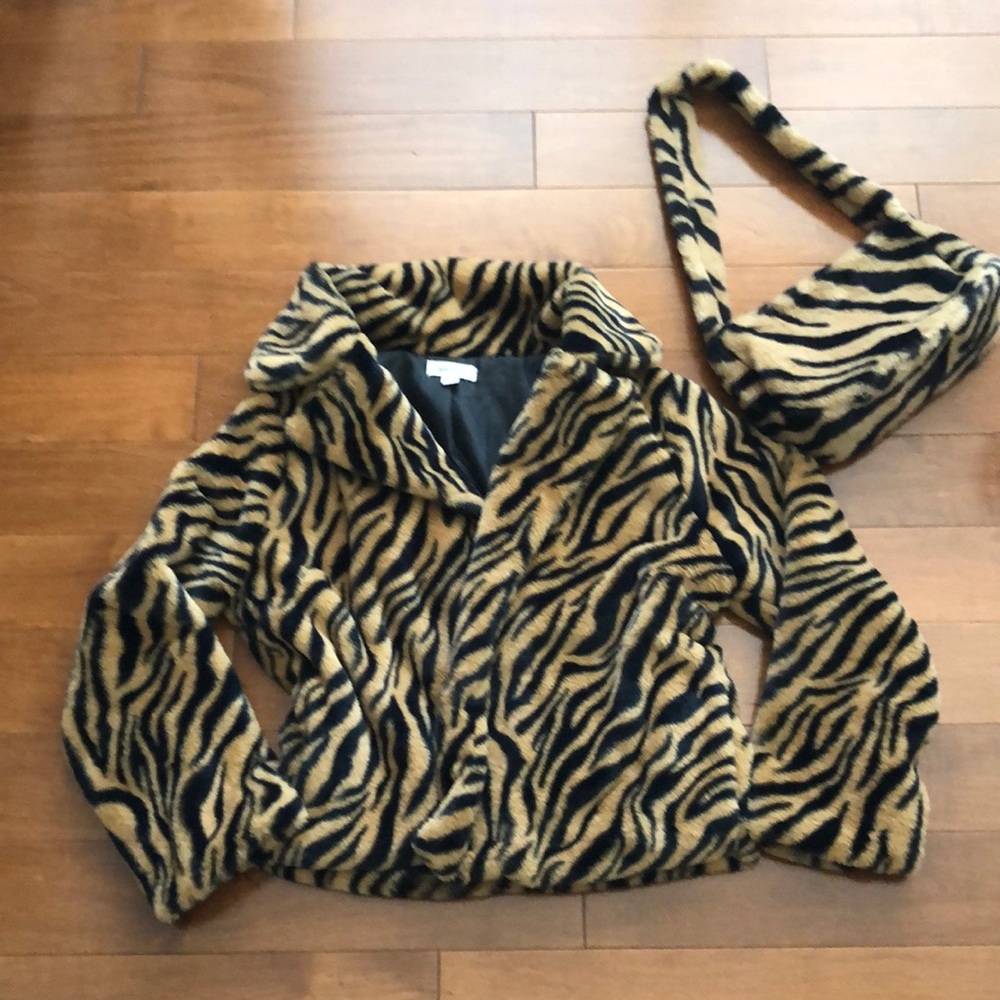 Faux Fur Animal Print Jacket With Matching Bag. - Gem